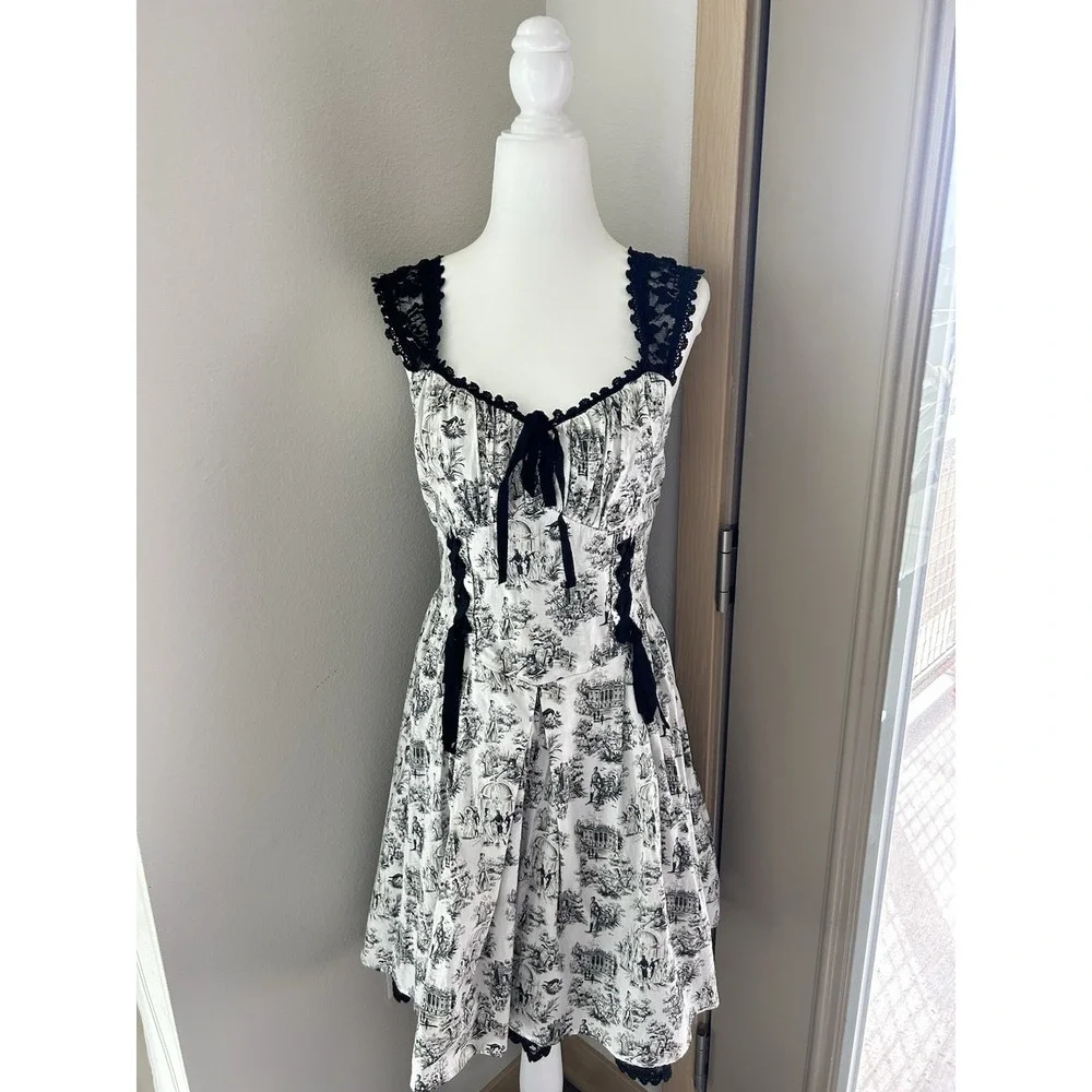 Hot Topic | Dresses | Pride Prejudice Zombies Hot Topic Lace Up ...